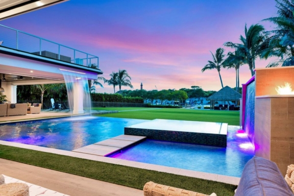 Spectacular $40 Million Waterfront Masterpiece with Luxurious Amenities ...