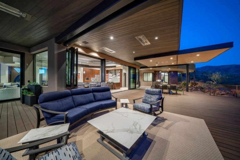 Swanson House by Soloway Designs Architecture + Interiors