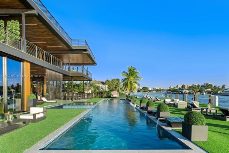 Ultimate Waterfront Luxury: $47.9 Million Fort Lauderdale Mansion with ...
