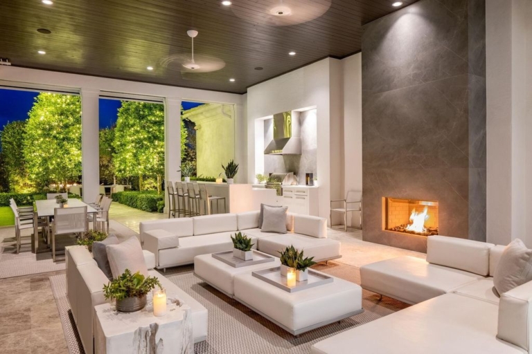 $24 Million Luxurious Lakefront Estate in Exclusive Stone Creek Ranch ...