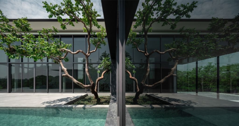 Layup House in Thailand by Ayutt and Associates design