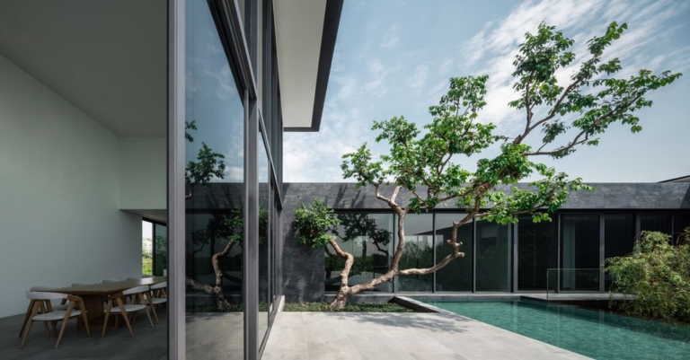 Layup House in Thailand by Ayutt and Associates design