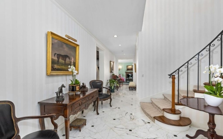 Monterey-Style Howard Major Estate in Palm Beach's Esteemed Estate ...