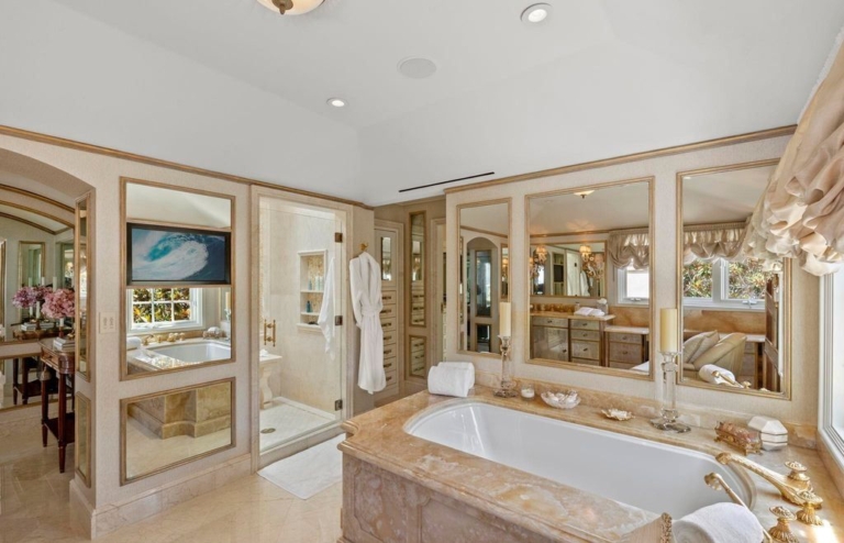 California’s Crown Jewel: La Jolla’s Iconic Sand Castle Estate with ...