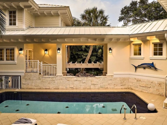 Exclusive $19.9 Million Oceanfront Estate in Key Largo with Private ...