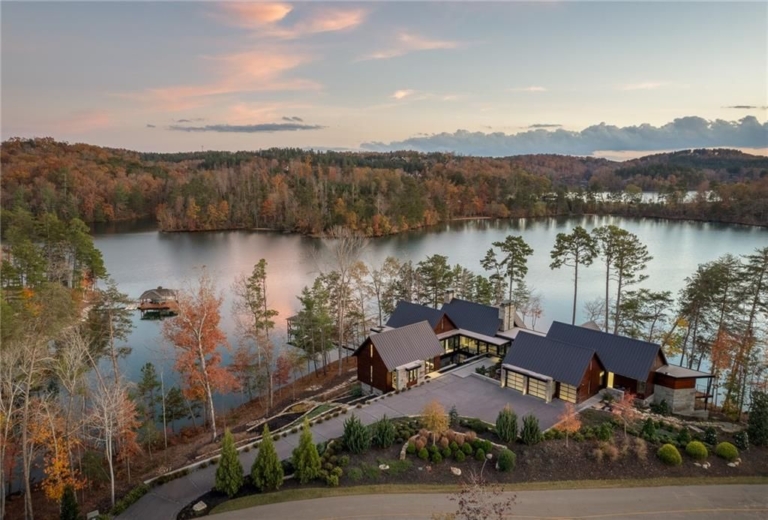Prestigious Lakefront Living: Stunning Estate in The Reserve at Lake ...