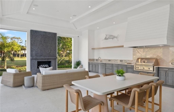 $15.3 Million Luxury Estate in Prestigious Point Verde Pelican Bay ...