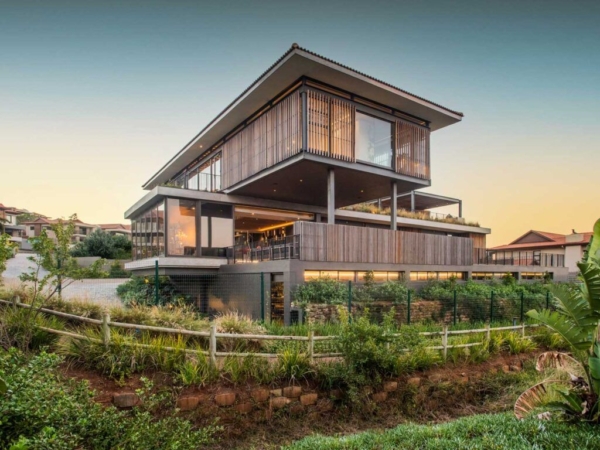 Izinga House 2, Multi-Layered Masterpiece by Bloc Architects