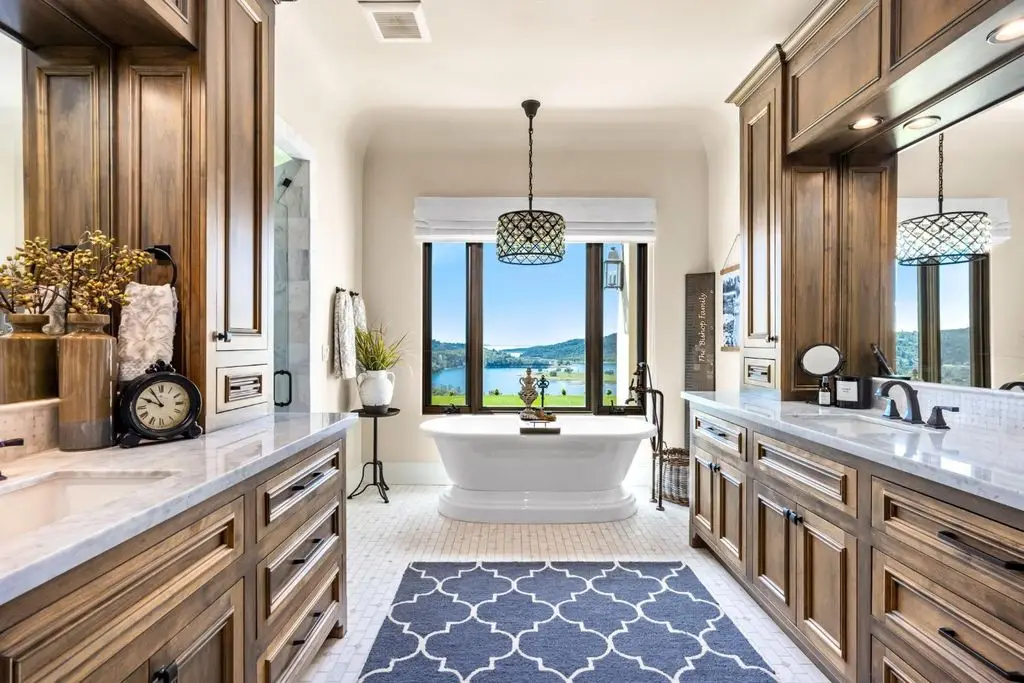 410 Jordan Ct: Stunning Estate by Lee Construction with Panoramic Views ...