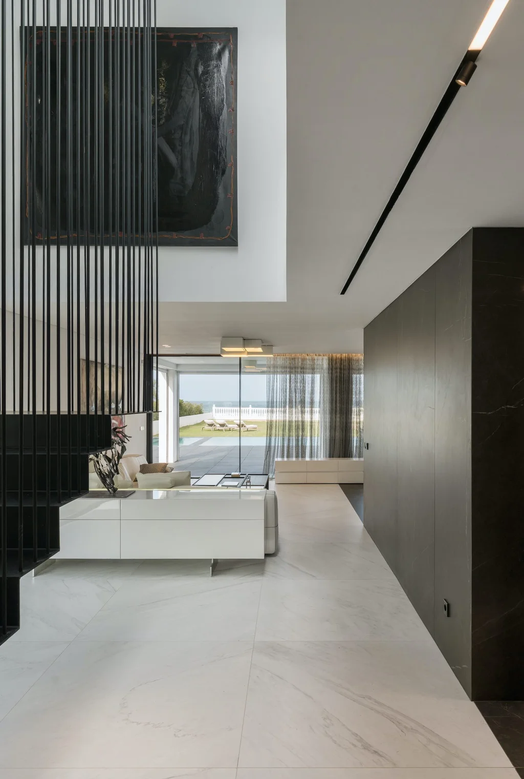 Mirma House by Carles Faus Arquitectura, A Harmonious Dialogue Between ...