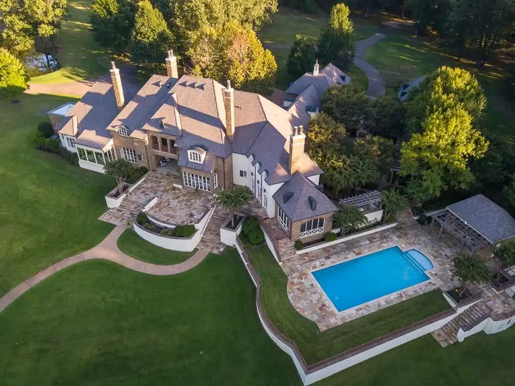 Discover the Exquisite 45 Pisgah N, a Magnificent Traditional Tennessee ...
