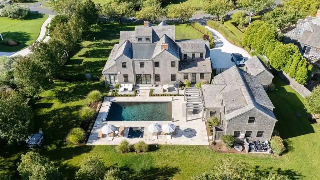 Inside 8 Austin Farm Dr: An Exquisite $10.195 Million Massachusetts ...