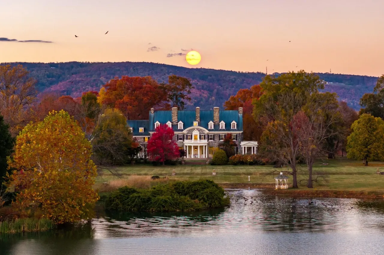 21846 Trappe Rd: A Breathtaking and Iconic Estate Rising Over Virginia ...