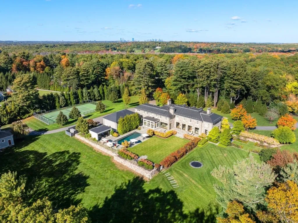 610 Harland St: The Magnificent Alexander Forbes Mansion